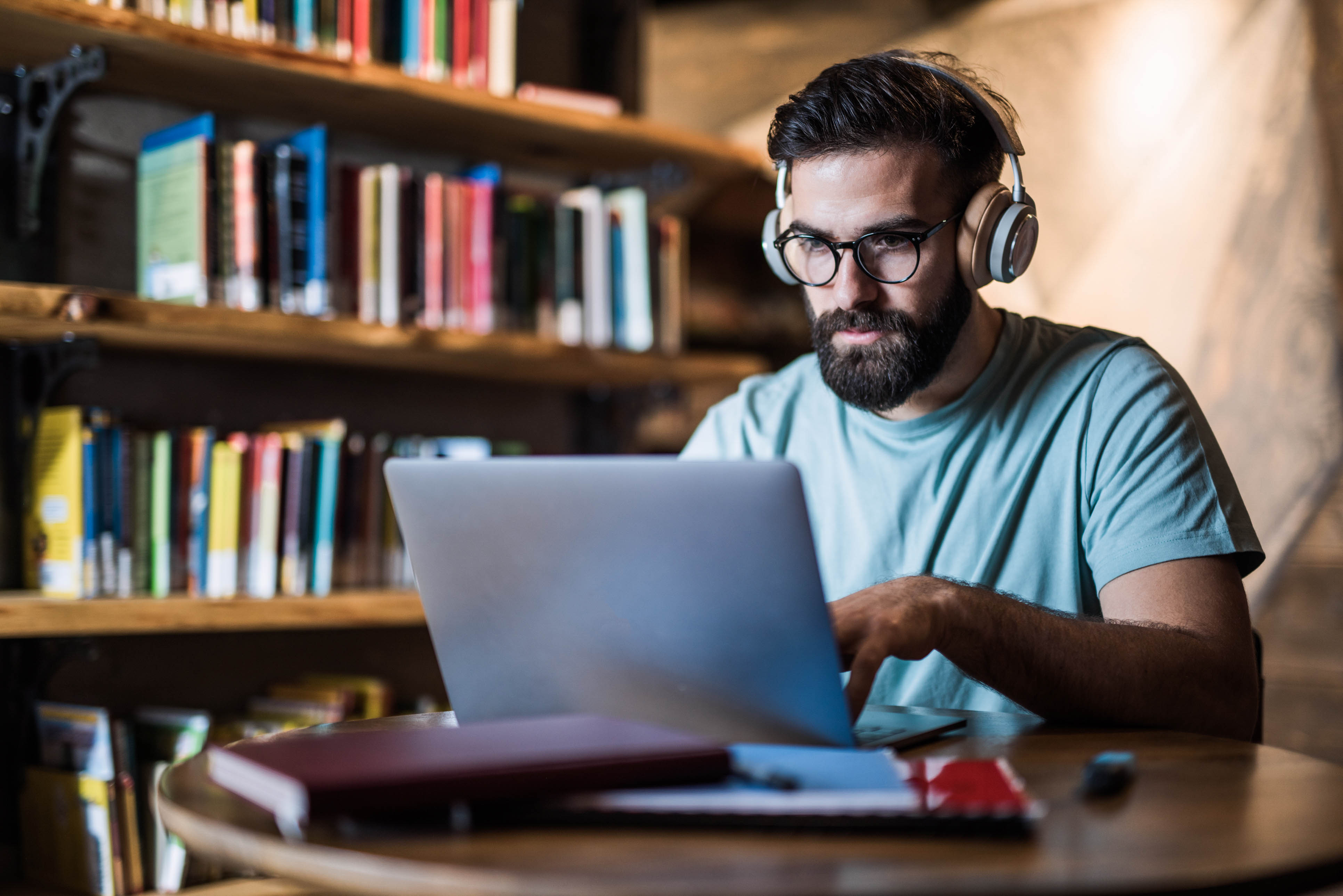 From solitary to solidarity: how to adapt to distance working